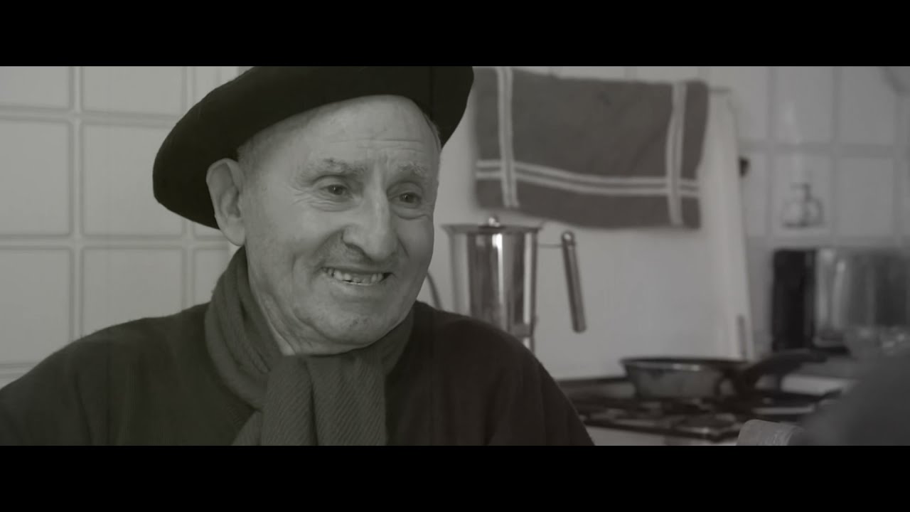 MANIFA PRESENTA NUEVO VIDEOLYRIC - Diario de un Rockero