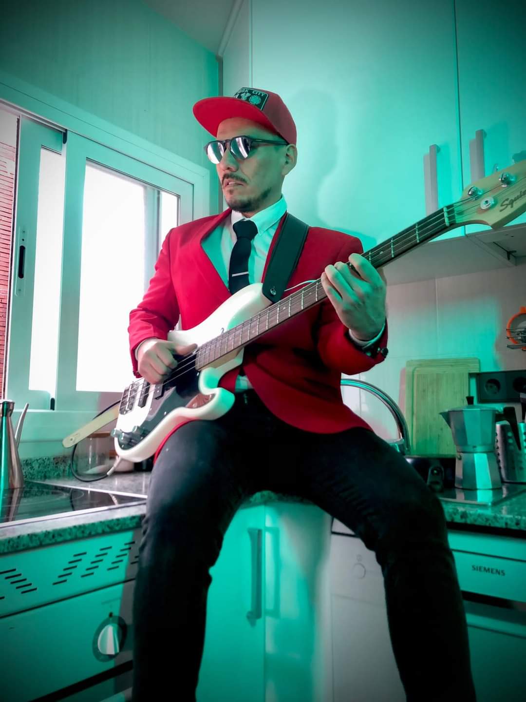 CARLOS MANAY DEJA ENTRETIEMPO - Diario de un Rockero