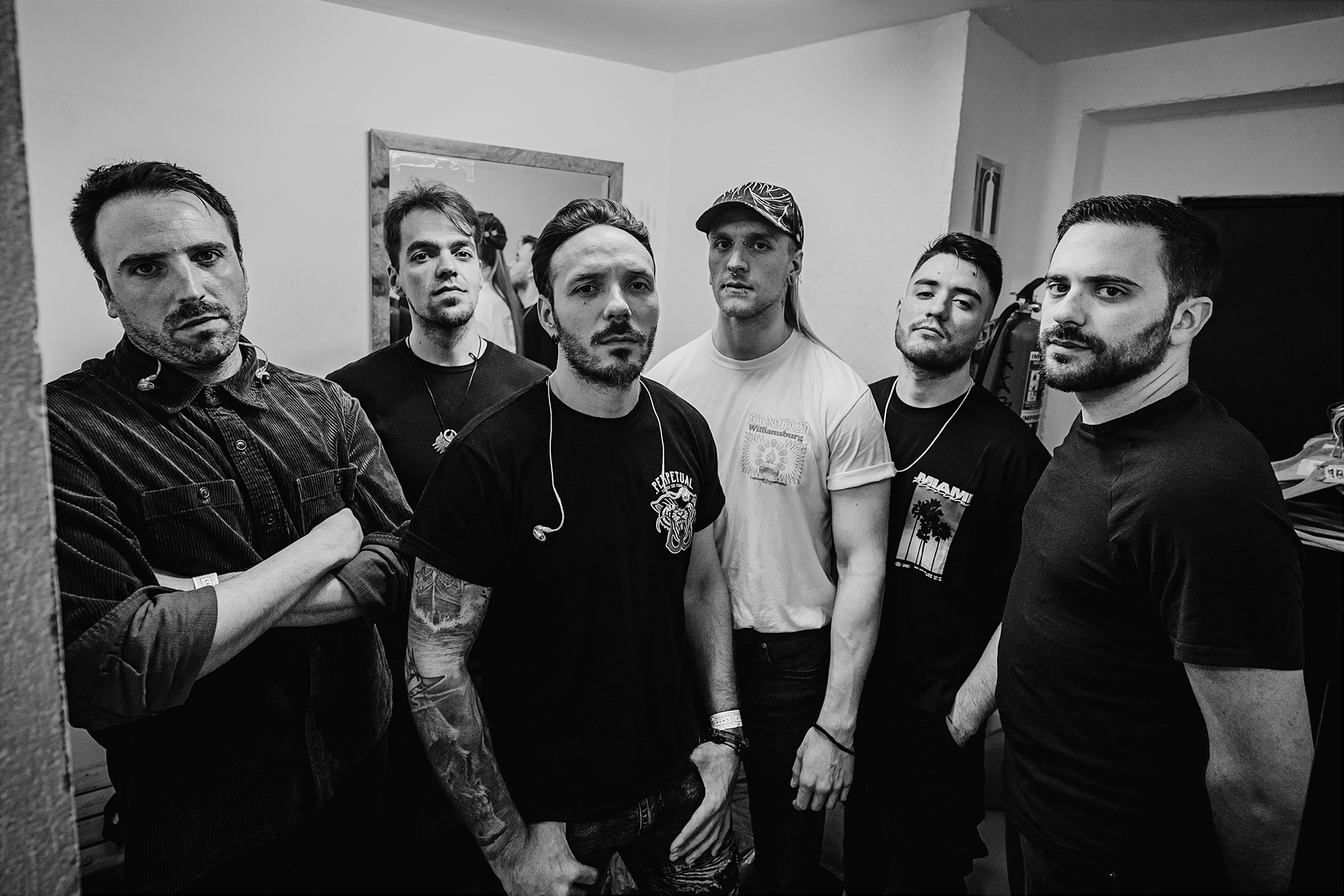 WHERE THE OCEANS FALL: NUEVO DISCO 23/01/24 - Diario de un Rockero