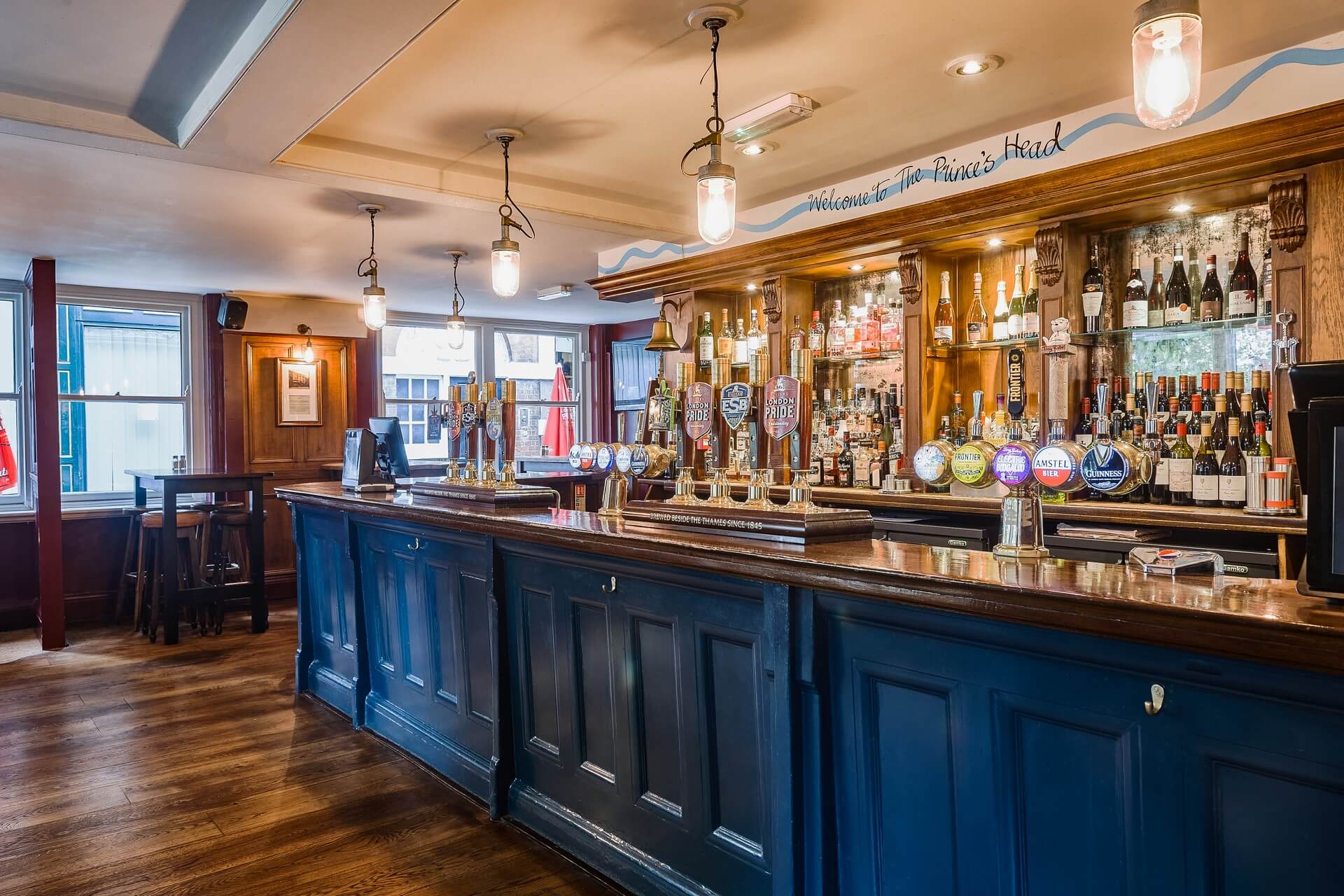 THE PRINCE'S HEAD PUB, EL FAMOSO PUB DE LA SERIE TED LASSO - Diario de ...